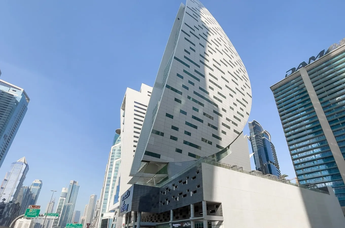 Iris Bay Tower, Business Bay: Premium Development in Dubai| Stage ...